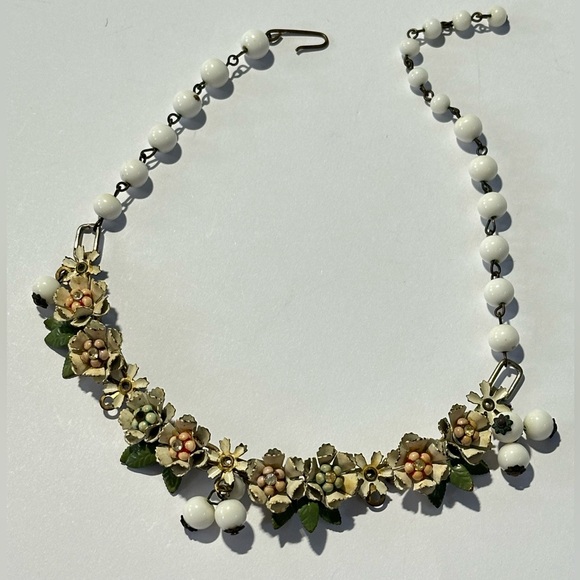 Jewelry | Vintage 4s 50s Glass Floral Beaded Strand Necklace Repair ...